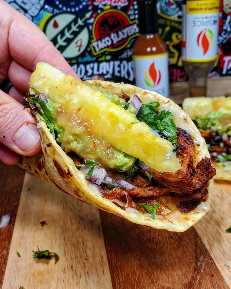 TACO DAY 932/1000 ADOBADA TACOS – TACOSLAYERS.COM